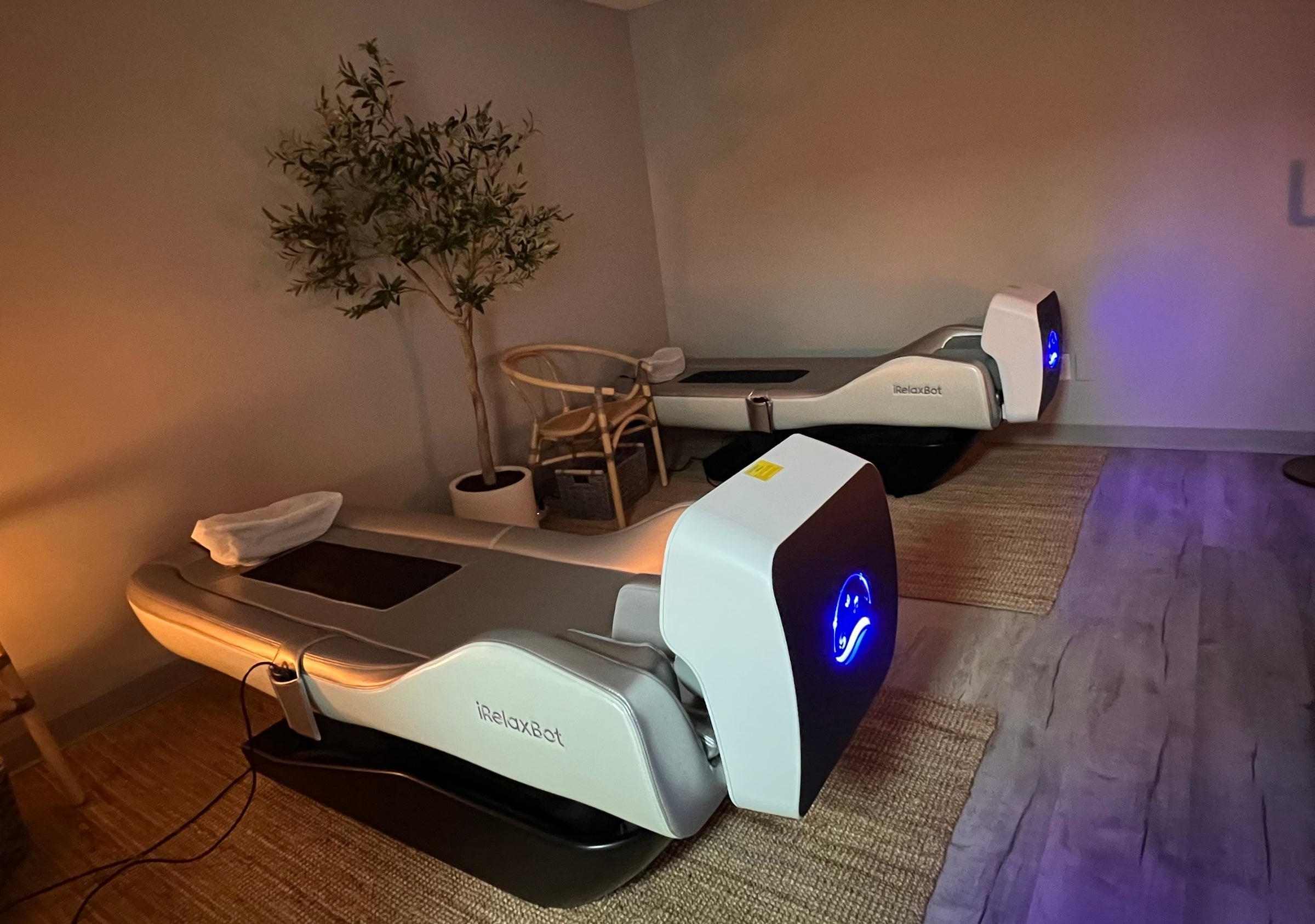 Massage Post Surgery MLD iRelaxBot Massage Classical Facial Medical Massage